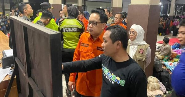 Bupati Lumajang Tetapkan Status Tanggap Darurat Bencana Selama 14 Hari - PANTURA7.com