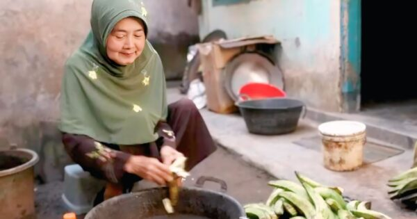 Perjuangan Nenek Satumi, 95 Tahun, Mewujudkan Impian Haji - PANTURA7.com