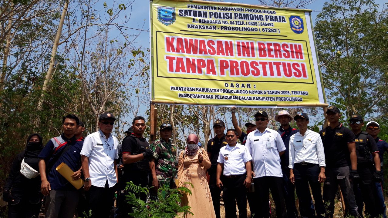 Lokalisasi di Klampokan Besuk Ditutup, Kades: Tutup Selamanya ... Lokalisasi di Klampokan Besuk Ditutup, Kades: Tutup Selamanya ...