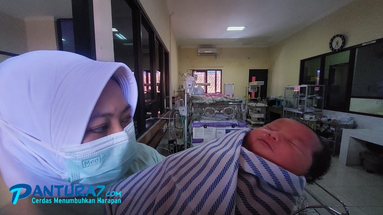 Tanggal Cantik, 4 Bayi Lahir di RSUD - PANTURA7.com Tanggal Cantik, 4 Bayi Lahir di RSUD - PANTURA7.com