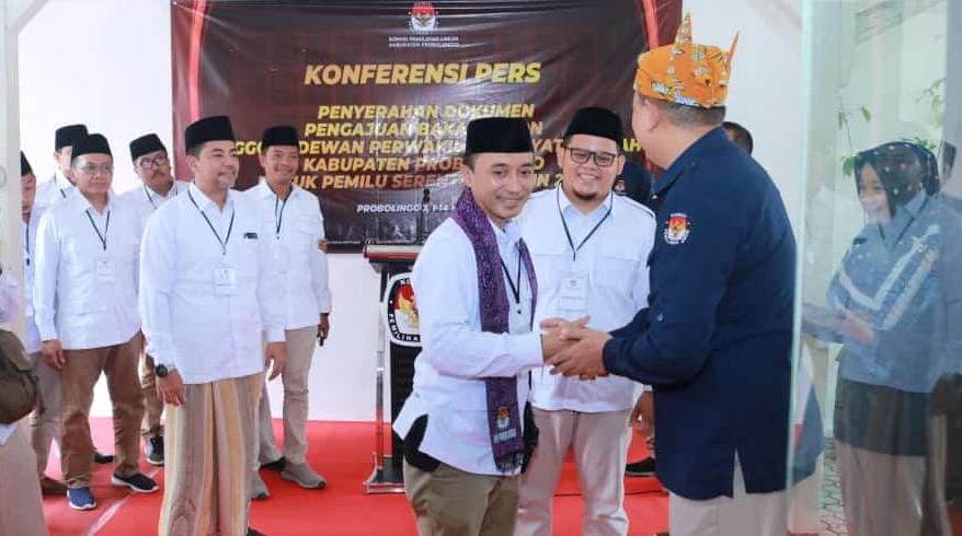 Hari ke-13, Gerindra hingga PKB Daftarkan Caleg ke KPU Kab. Probolinggo ... Hari ke-13, Gerindra hingga PKB Daftarkan Caleg ke KPU Kab. Probolinggo ...